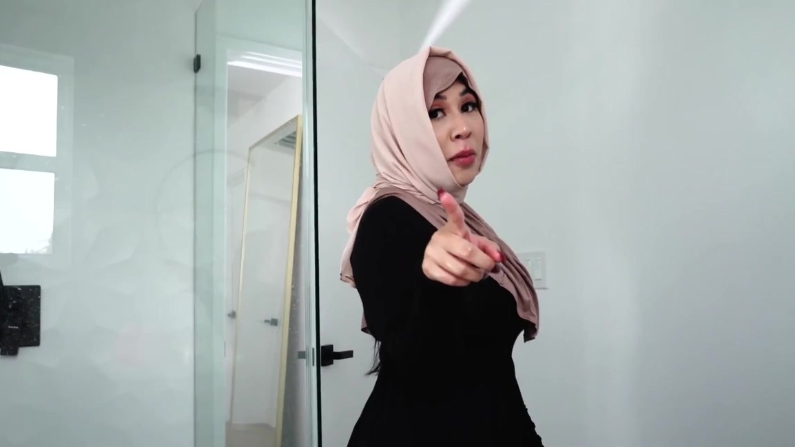 No Nut November Be Good Honey Im Watching You